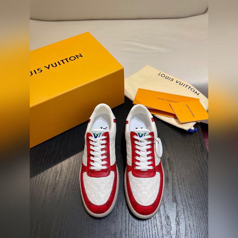 LOUIS VUITTON 路易威登 男士LV Rivoli 運動鞋此次為