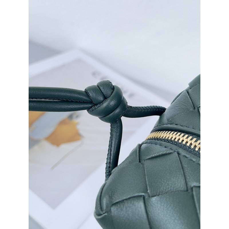 BV loop相機包 大編織紋理 款號：680255