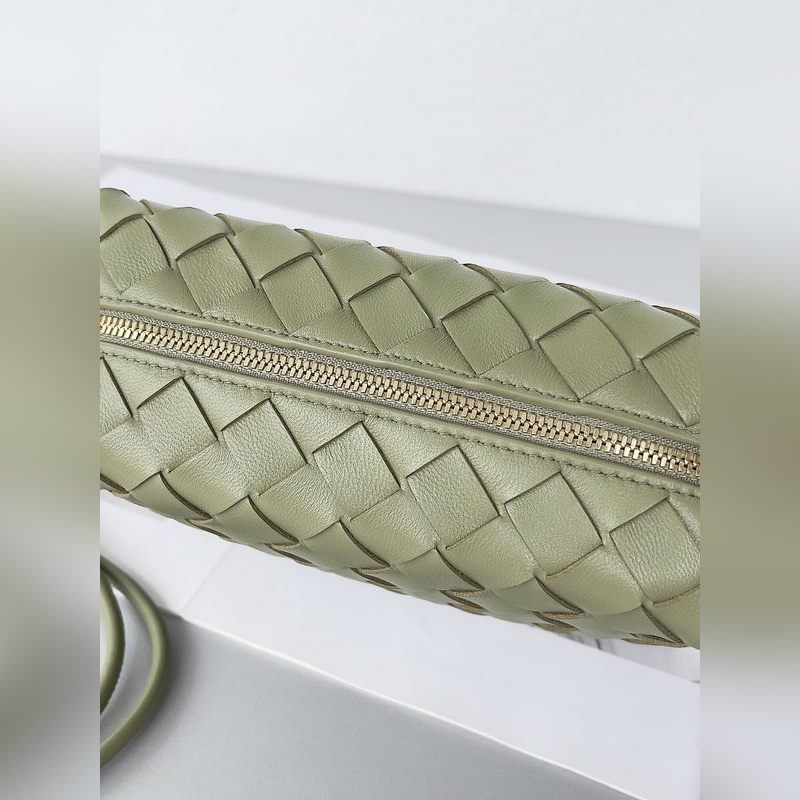 BV loop相機包 大編織紋理 款號：680254