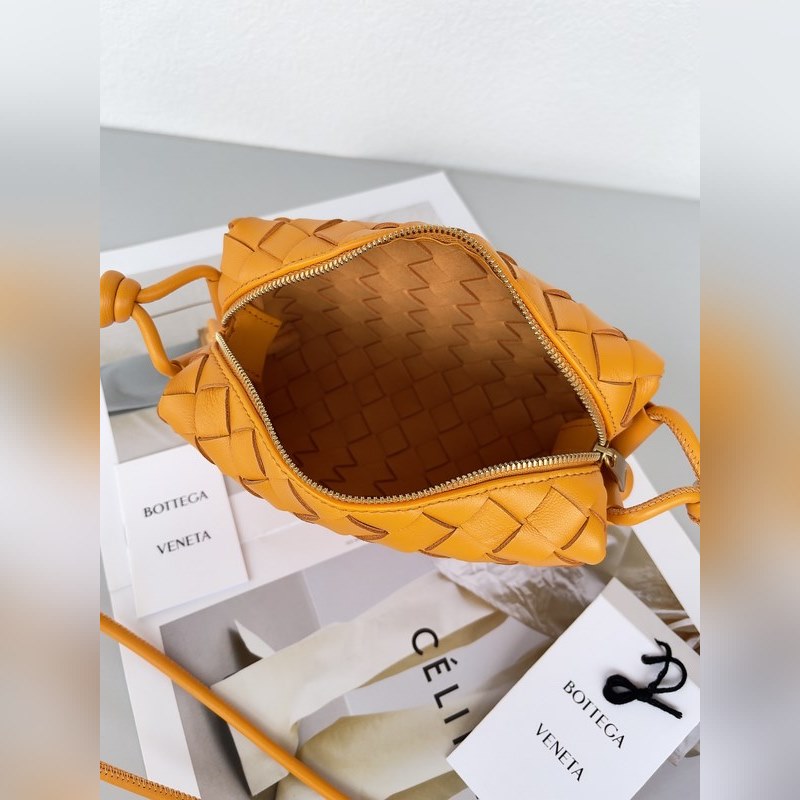 BV loop相機包 大編織紋理 款號：680254