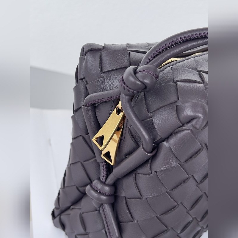 BV loop相機包 大編織紋理 款號：680255