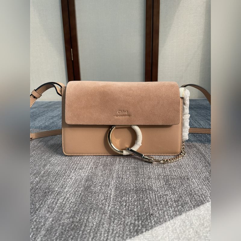 Chloe 全新顔色 Faye中號隻用氣質 征服各路達人和衆多明星手袋