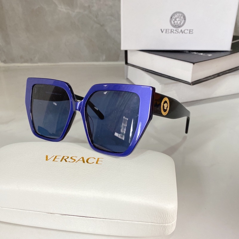 VERSACE 型號 4490。 尺寸52-18-140